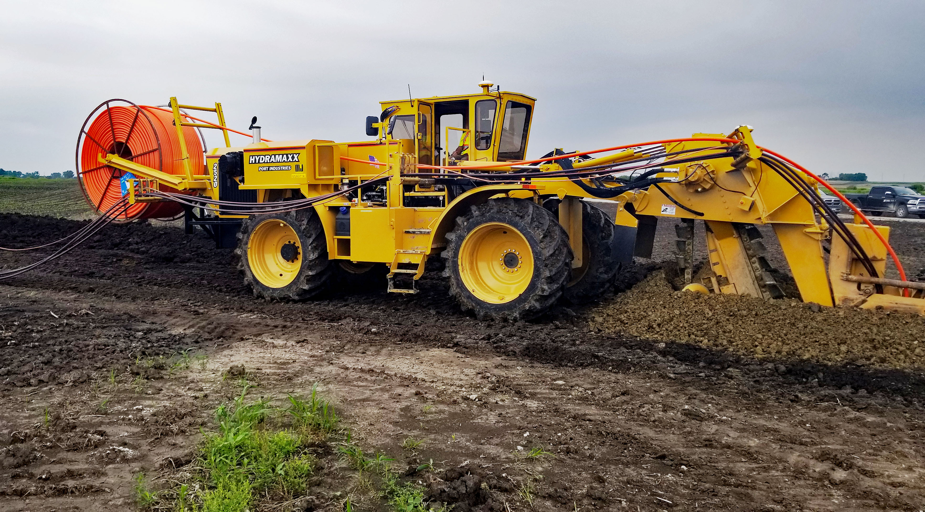 North American Clean Energy - Hydramaxx Trenchers and Plows