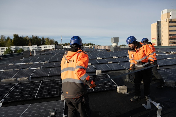 North American Clean Energy - First in the World: Solnet Group ...