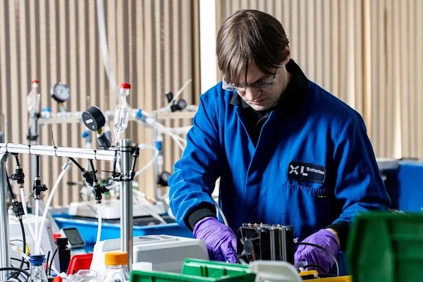 North American Clean Energy - Prometheus Hyperscale and XL Batteries ...